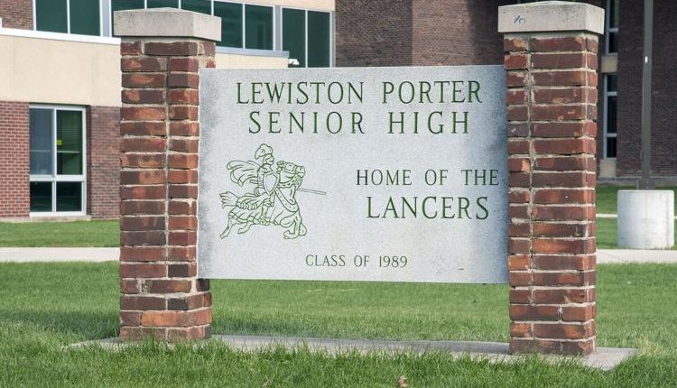 Lew Port Faculties weigh solar panels on the roof – SOLAR POWER ENERGY ...